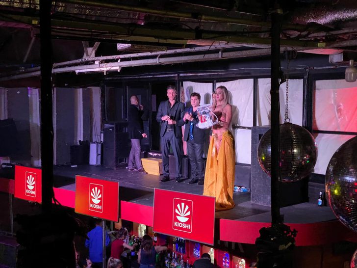 ¡Todas las fotos! El super desfile de la fiesta de Paparazzi – Revista ...