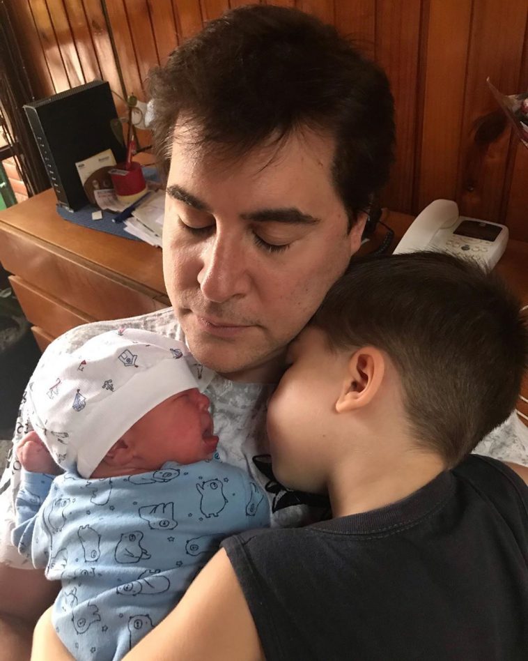 El actor Lisandro Carret fue papá y presenta a su hermoso hijo ...