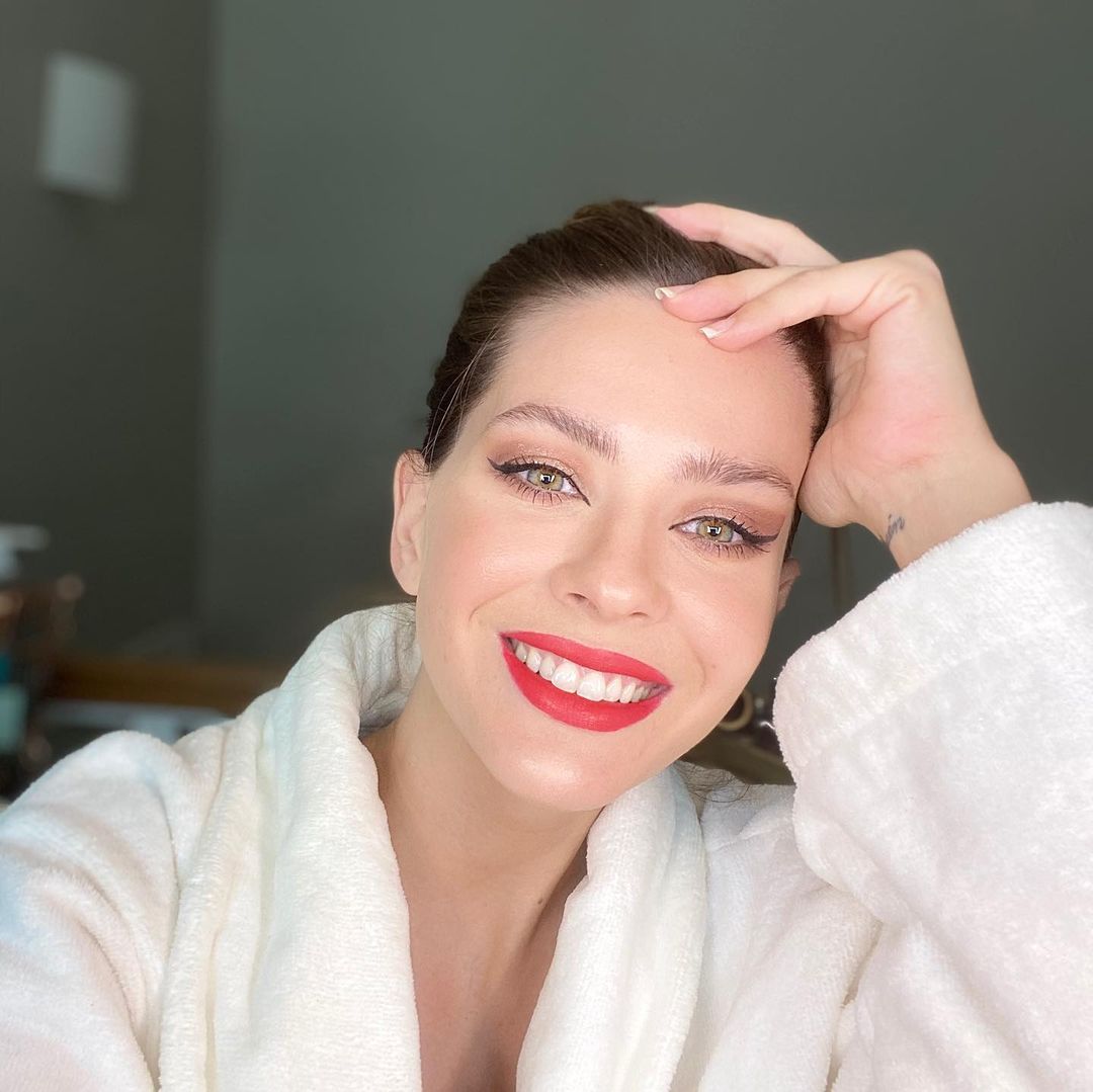 ¡Íntima! La China Suárez reveló cuál es su truco para cuidarse la piel ...