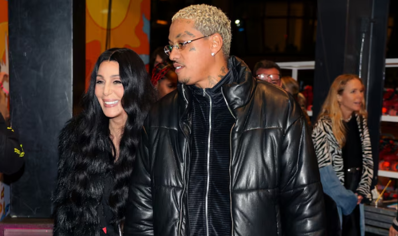 Cher confesó el gran secreto de su relación con su novio 40 años menor ...
