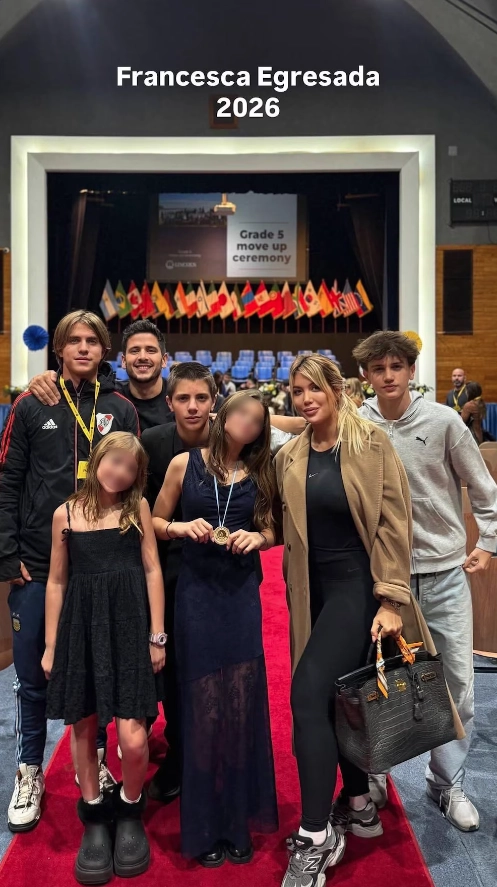 Mauro Icardi se borró del egreso de su hija y Wanda Nara lo cambió por ...